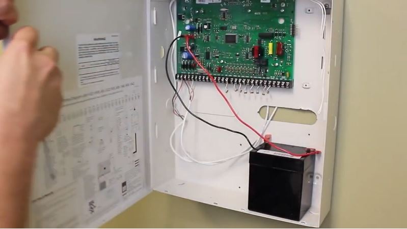 How to Replace DSC 1616 Panel Battery | Guardian Protection